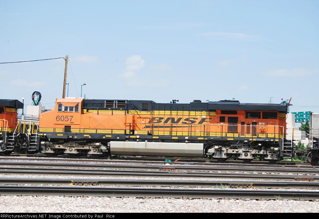 BNSF 6057